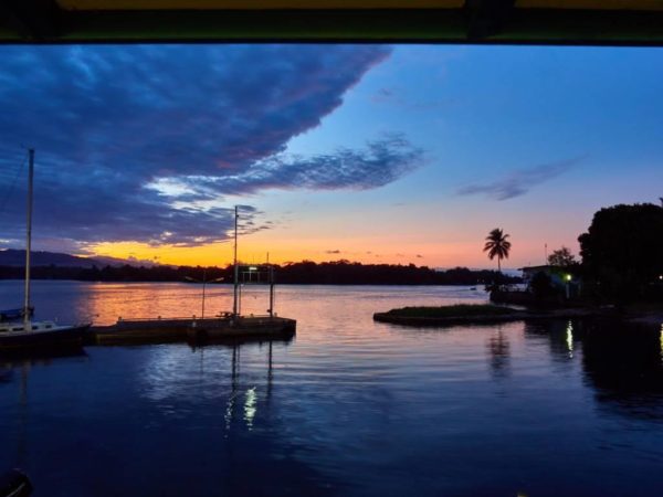 Madang & Inland – NOMADS TRAVELLING THE WORLD AND TAKING PHOTOGRAPHS